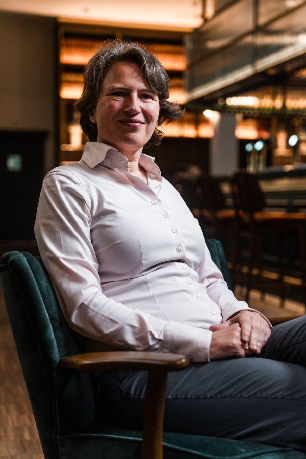 Elien Smits & Marc Gross :: Heineken Collection Foundation